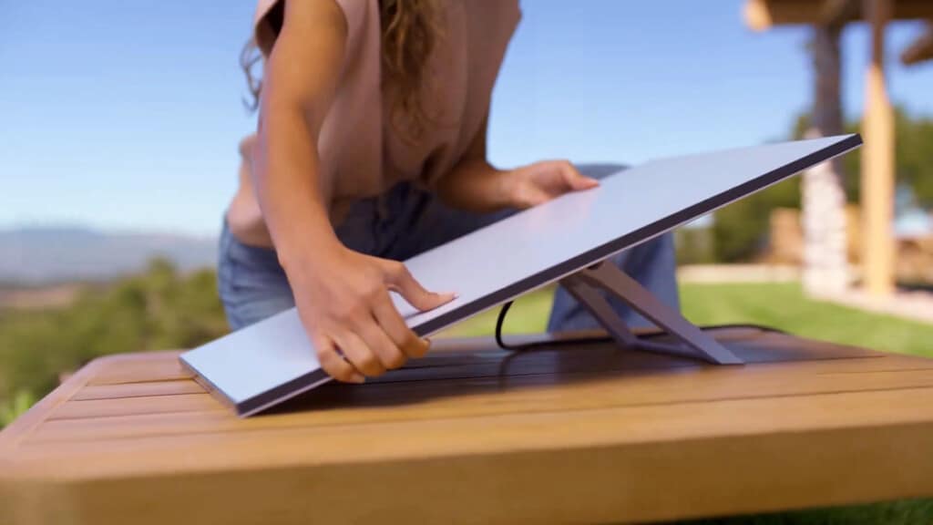 SpaceX Unveils Next-Gen Starlink Dish for Enhanced Residential Internet